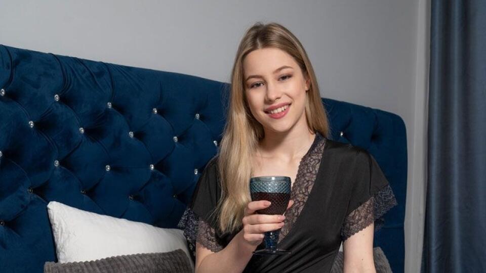 Katarina Mise Svoju Budúcnosť Vidí V čistej Nahote