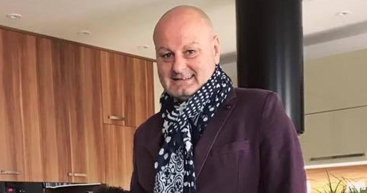 Šikovný policajný funkcionár! Vlastnou prácou si zarobil na luxusné ... Šikovný policajný funkcionár! Vlastnou prácou si zarobil na luxusné ...