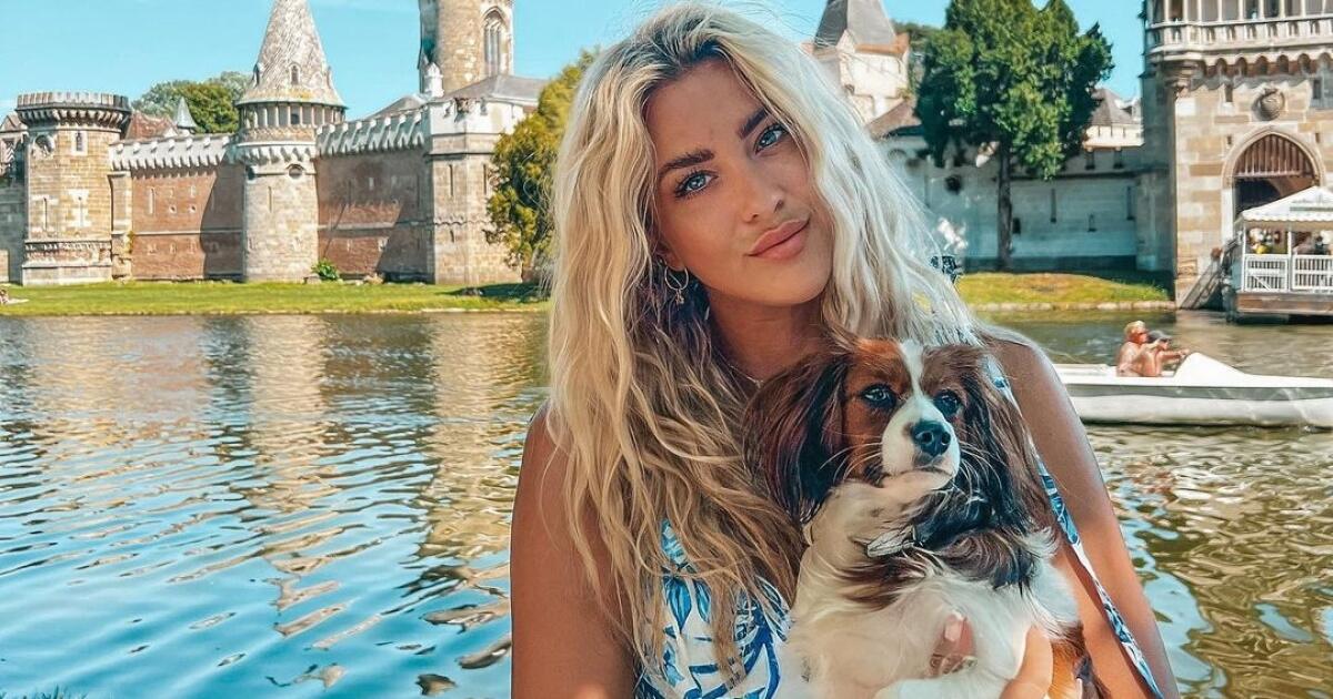 Moderátorka Mária Zelinová predviedla na párty bujné poprsie: PREBOHA ... Moderátorka Mária Zelinová predviedla na párty bujné poprsie: PREBOHA ...